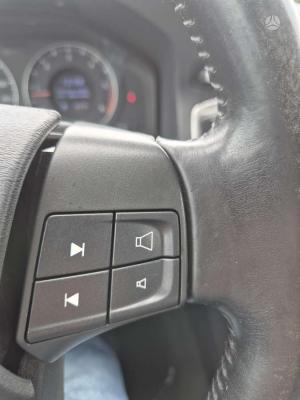 Grey Volvo V70 2008 in Panevezys, with an engine capacity of 2.40 L and mileage of 375 thousand km for 2950 €, photo 19 on AUTOMOTO.COM.LV