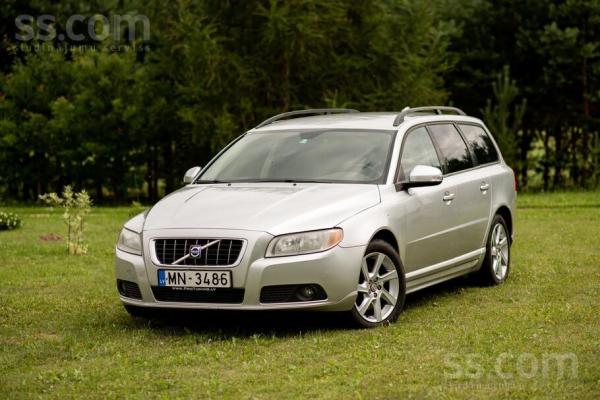 Pelēks Volvo V70 2008 Rēzekne, ar dzinēja tilpumu 2.40 L un nobraukumu 277 tūkst. km par 3500 €, foto 1 vietnē AUTOMOTO.COM.LV