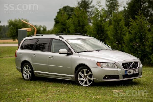 Pelēks Volvo V70 2008 Rēzekne, ar dzinēja tilpumu 2.40 L un nobraukumu 277 tūkst. km par 3500 €, foto 2 vietnē AUTOMOTO.COM.LV