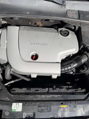 Grey Volvo V70 2008 in Vilnius, with an engine capacity of 2.40 L and mileage of 312 thousand km for 4000 €, photo 15 on AUTOMOTO.COM.LV