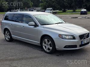 Grey Volvo V70 2008 in Riga, with an engine capacity of 2.40 L and mileage of 340 thousand km for 4300 €, photo 3 on AUTOMOTO.COM.LV