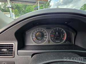 Grey Volvo V70 2008 in Riga, with an engine capacity of 2.40 L and mileage of 340 thousand km for 4300 €, photo 6 on AUTOMOTO.COM.LV