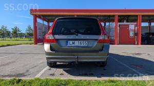 Grey Volvo V70 2008 in Riga, with an engine capacity of 2.00 L and mileage of 370 thousand km for 2500 €, photo 6 on AUTOMOTO.COM.LV