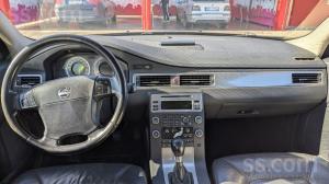 Grey Volvo V70 2008 in Riga, with an engine capacity of 2.00 L and mileage of 370 thousand km for 2500 €, photo 9 on AUTOMOTO.COM.LV
