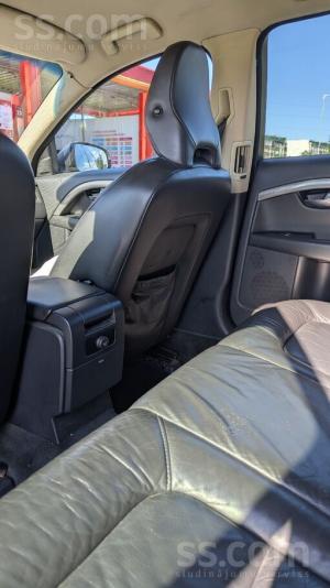 Grey Volvo V70 2008 in Riga, with an engine capacity of 2.00 L and mileage of 370 thousand km for 2500 €, photo 10 on AUTOMOTO.COM.LV
