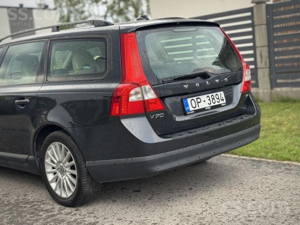 Pelēks Volvo V70 2008 Jelgava, ar dzinēja tilpumu 2.00 L un nobraukumu 264 tūkst. km par 3800 €, foto 4 vietnē AUTOMOTO.COM.LV