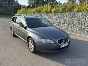 Grey Volvo V70 2008 in Rezekne, with an engine capacity of 2.40 L and mileage of 282 thousand km for 4100 €, photo  on AUTOMOTO.COM.LV
