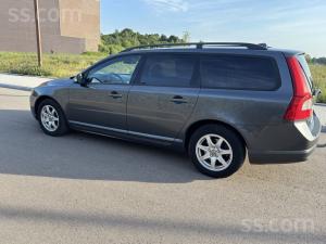 Grey Volvo V70 2008 in Rezekne, with an engine capacity of 2.40 L and mileage of 282 thousand km for 4100 €, photo 7 on AUTOMOTO.COM.LV