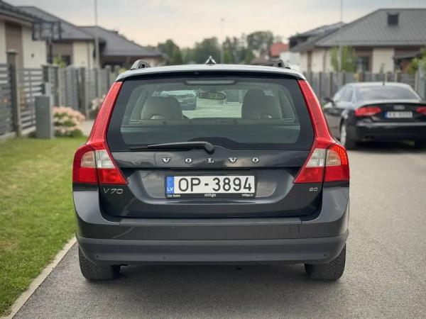 Grey Volvo V70 2008 in Jelgava, with an engine capacity of 2.00 L and mileage of 264 thousand km for 3800 €, photo 8 on AUTOMOTO.COM.LV