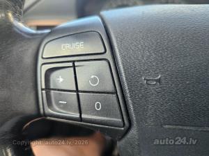 Pelēks Volvo V70 2008 Paide, ar dzinēja tilpumu 2.40 L un nobraukumu 439 tūkst. km par 4850 €, foto 12 vietnē AUTOMOTO.COM.LV