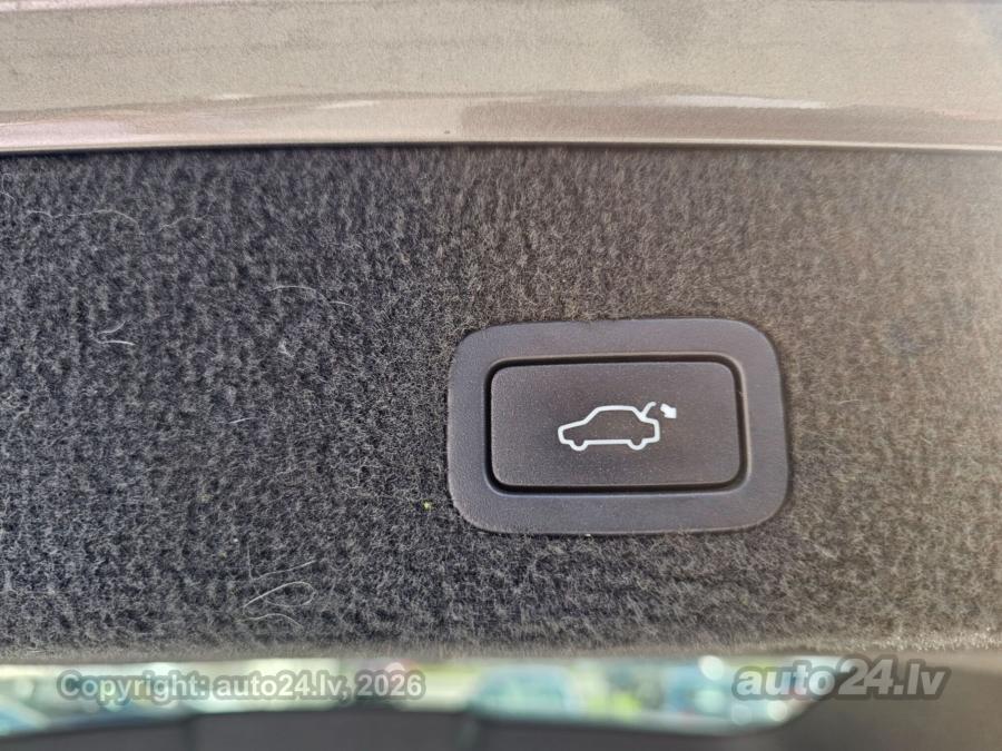 Pelēks Volvo V70 2008 Paide, ar dzinēja tilpumu 2.40 L un nobraukumu 439 tūkst. km par 4850 €, foto 14 vietnē AUTOMOTO.COM.LV