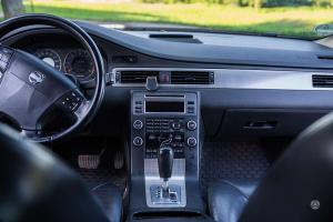 Pelēks Volvo V70 2008 Viļņa, ar dzinēja tilpumu 2.40 L un nobraukumu 476 tūkst. km par 2800 €, foto 9 vietnē AUTOMOTO.COM.LV