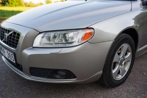 Pelēks Volvo V70 2008 Viļņa, ar dzinēja tilpumu 2.40 L un nobraukumu 476 tūkst. km par 2800 €, foto 12 vietnē AUTOMOTO.COM.LV