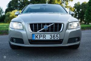 Pelēks Volvo V70 2008 Viļņa, ar dzinēja tilpumu 2.40 L un nobraukumu 476 tūkst. km par 2800 €, foto 13 vietnē AUTOMOTO.COM.LV