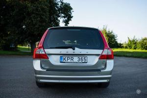 Pelēks Volvo V70 2008 Viļņa, ar dzinēja tilpumu 2.40 L un nobraukumu 476 tūkst. km par 2800 €, foto 14 vietnē AUTOMOTO.COM.LV