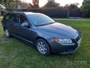 Grey Volvo V70 2008 in Riga, with an engine capacity of 2.00 L and mileage of 325 thousand km for 3000 €, photo 3 on AUTOMOTO.COM.LV