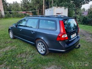 Grey Volvo V70 2008 in Riga, with an engine capacity of 2.00 L and mileage of 325 thousand km for 3000 €, photo 5 on AUTOMOTO.COM.LV