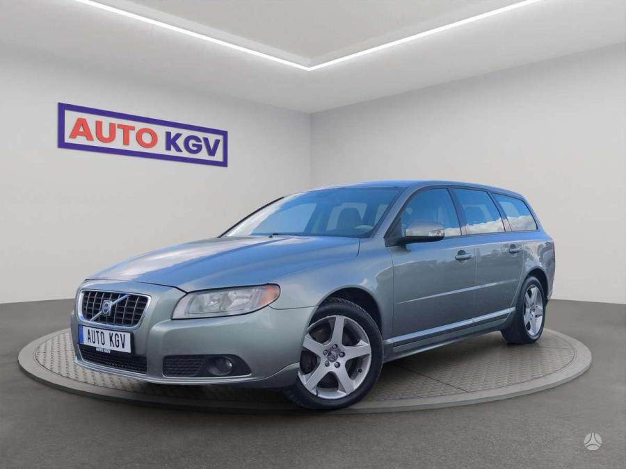 Pelēks Volvo V70 2008 Viļņa, ar dzinēja tilpumu 2.40 L un nobraukumu 391 tūkst. km par 3999 €, foto 1 vietnē AUTOMOTO.COM.LV