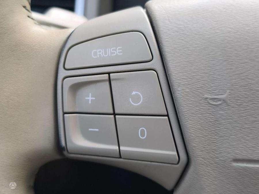 Pelēks Volvo V70 2008 Viļņa, ar dzinēja tilpumu 2.40 L un nobraukumu 391 tūkst. km par 3999 €, foto 18 vietnē AUTOMOTO.COM.LV