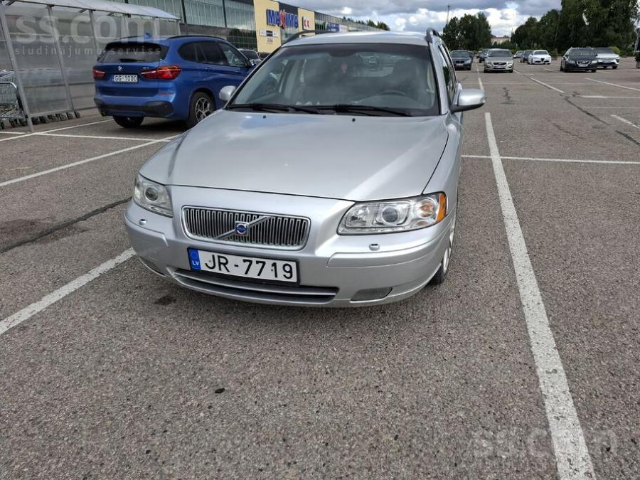 Серый Вольво В70 2008 в Талси, объемом двигателя 2.40 л и пробегом 360 тыс. км за 1100 €, фото 5 на AUTOMOTO.COM.LV