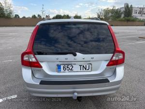 Серый Вольво В70 2008 в Тарту, объемом двигателя 2.40 л и пробегом 306 тыс. км за 3900 €, фото 8 на AUTOMOTO.COM.LV
