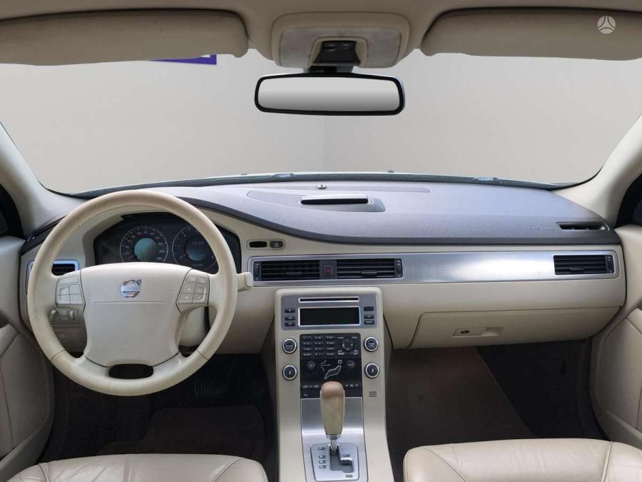 Pelēks Volvo V70 2008 Viļņa, ar dzinēja tilpumu 2.40 L un nobraukumu 391 tūkst. km par 3999 €, foto 13 vietnē AUTOMOTO.COM.LV