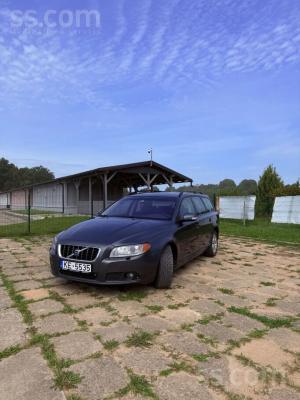 Pelēks Volvo V70 2008 Rīga, ar dzinēja tilpumu 2.40 L un nobraukumu 391 tūkst. km par 3200 €, foto 4 vietnē AUTOMOTO.COM.LV