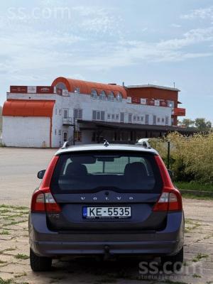 Pelēks Volvo V70 2008 Rīga, ar dzinēja tilpumu 2.40 L un nobraukumu 391 tūkst. km par 3200 €, foto 5 vietnē AUTOMOTO.COM.LV