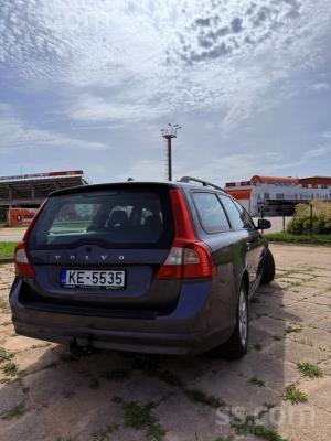 Pelēks Volvo V70 2008 Rīga, ar dzinēja tilpumu 2.40 L un nobraukumu 391 tūkst. km par 3200 €, foto 7 vietnē AUTOMOTO.COM.LV