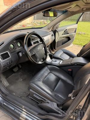 Pelēks Volvo V70 2008 Rīga, ar dzinēja tilpumu 2.40 L un nobraukumu 391 tūkst. km par 3200 €, foto 8 vietnē AUTOMOTO.COM.LV