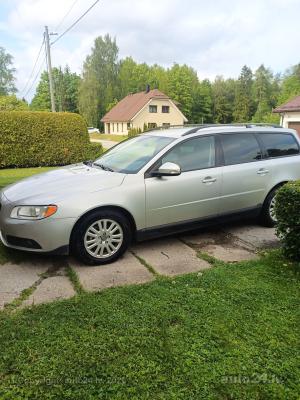 Grey Volvo V70 2008 in Parnu, with an engine capacity of 2.40 L and mileage of 357 thousand km for 3900 €, photo 7 on AUTOMOTO.COM.LV
