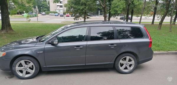 Серый Вольво В70 2008 в Каунас, объемом двигателя 2.00 л и пробегом 310 тыс. км за 2700 €, фото 8 на AUTOMOTO.COM.LV