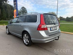 Серый Вольво В70 2008 в Елгава, объемом двигателя 2.40 л и пробегом 320 тыс. км за 2850 €, фото 5 на AUTOMOTO.COM.LV