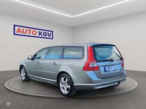 Pelēks Volvo V70 2008 Viļņa, ar dzinēja tilpumu 2.40 L un nobraukumu 391 tūkst. km par 3999 €, foto 4 vietnē AUTOMOTO.COM.LV