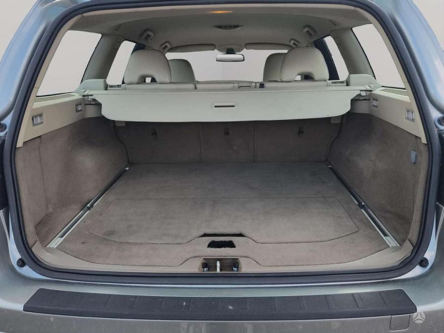 Pelēks Volvo V70 2008 Viļņa, ar dzinēja tilpumu 2.40 L un nobraukumu 391 tūkst. km par 3999 €, foto 11 vietnē AUTOMOTO.COM.LV