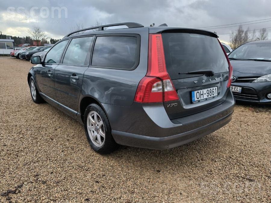 Grey Volvo V70 2008 in Riga, with an engine capacity of 2.40 L and mileage of 279 thousand km for 4750 €, photo 5 on AUTOMOTO.COM.LV