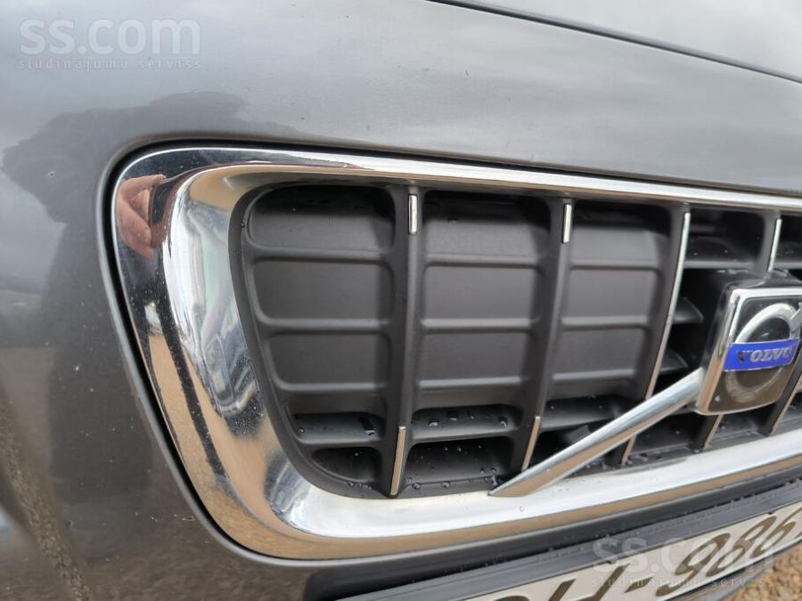 Grey Volvo V70 2008 in Riga, with an engine capacity of 2.40 L and mileage of 279 thousand km for 4750 €, photo 8 on AUTOMOTO.COM.LV