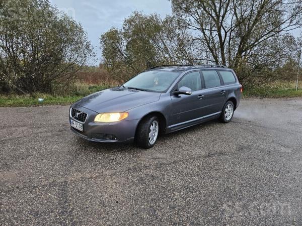Grey Volvo V70 2008 in Rezekne, with an engine capacity of 2.00 L and mileage of 338 thousand km for 2350 €, photo 1 on AUTOMOTO.COM.LV