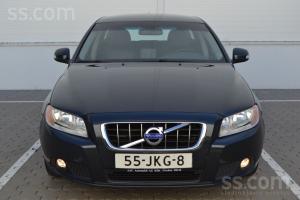 Pelēks Volvo V70 2009 Rīga, ar dzinēja tilpumu 2.40 L un nobraukumu 0 tūkst. km par 4950 €, foto 2 vietnē AUTOMOTO.COM.LV