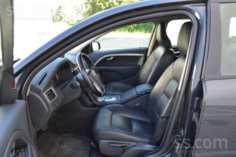 Pelēks Volvo V70 2009 Rīga, ar dzinēja tilpumu 2.40 L un nobraukumu 0 tūkst. km par 4950 €, foto 7 vietnē AUTOMOTO.COM.LV
