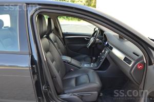Pelēks Volvo V70 2009 Rīga, ar dzinēja tilpumu 2.40 L un nobraukumu 0 tūkst. km par 4950 €, foto 10 vietnē AUTOMOTO.COM.LV
