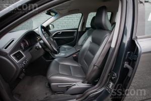 Pelēks Volvo V70 2009 Tukums, ar dzinēja tilpumu 2.40 L un nobraukumu 0 tūkst. km par 5190 €, foto 7 vietnē AUTOMOTO.COM.LV