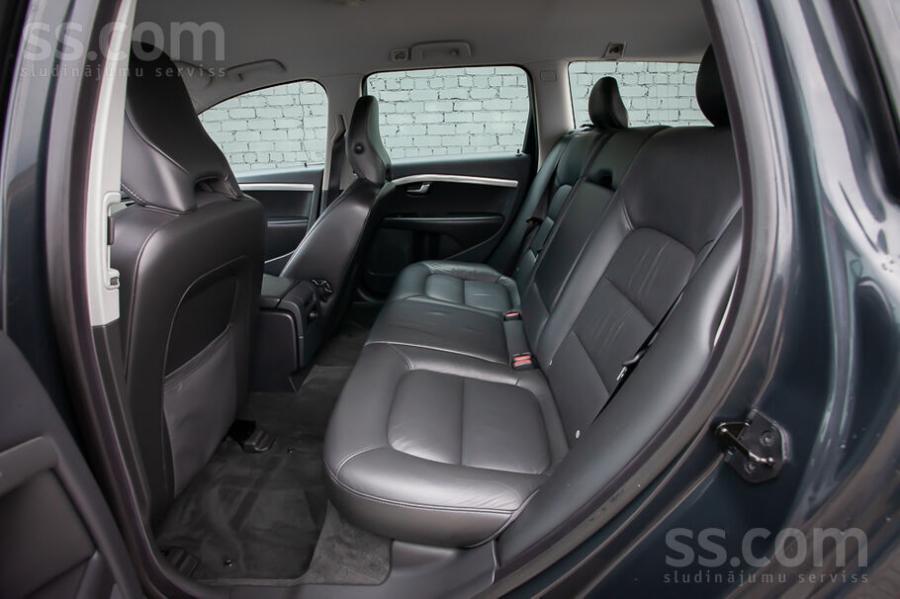 Pelēks Volvo V70 2009 Tukums, ar dzinēja tilpumu 2.40 L un nobraukumu 0 tūkst. km par 5190 €, foto 9 vietnē AUTOMOTO.COM.LV