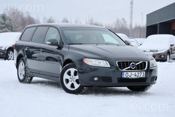 Pelēks Volvo V70 2009 Jelgava, ar dzinēja tilpumu 2.40 L un nobraukumu 0 tūkst. km par 5650 €, foto 3 vietnē AUTOMOTO.COM.LV