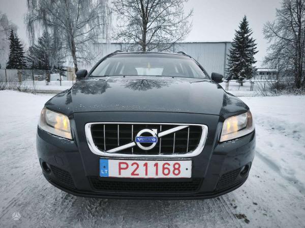 Pelēks Volvo V70 2009 Viļņa, ar dzinēja tilpumu 2.40 L un nobraukumu 294 tūkst. km par 3650 €, foto 3 vietnē AUTOMOTO.COM.LV