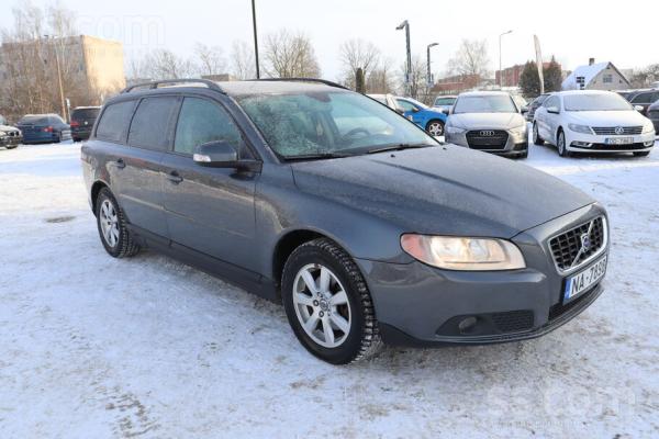 Pelēks Volvo V70 2009 Gulbene, ar dzinēja tilpumu 2.40 L un nobraukumu 0 tūkst. km par 2990 €, foto 2 vietnē AUTOMOTO.COM.LV
