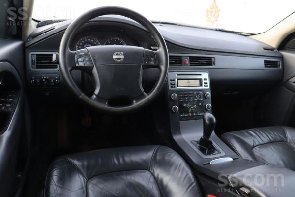 Pelēks Volvo V70 2009 Gulbene, ar dzinēja tilpumu 2.40 L un nobraukumu 0 tūkst. km par 2990 €, foto 10 vietnē AUTOMOTO.COM.LV