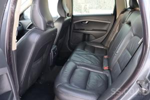 Pelēks Volvo V70 2009 Gulbene, ar dzinēja tilpumu 2.40 L un nobraukumu 0 tūkst. km par 2990 €, foto 11 vietnē AUTOMOTO.COM.LV