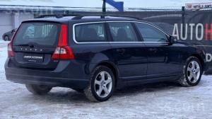 Pelēks Volvo V70 2009 Liepāja, ar dzinēja tilpumu 2.00 L un nobraukumu 314 tūkst. km par 4400 €, foto 4 vietnē AUTOMOTO.COM.LV
