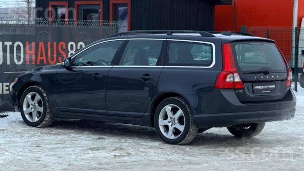 Pelēks Volvo V70 2009 Liepāja, ar dzinēja tilpumu 2.00 L un nobraukumu 314 tūkst. km par 4400 €, foto 6 vietnē AUTOMOTO.COM.LV